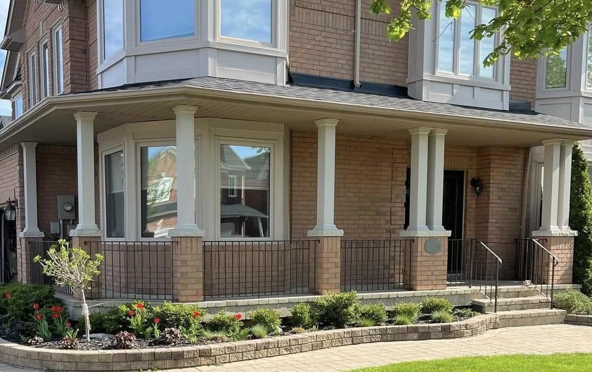 Canadian Columns | High-Quality Fiberglass Columns & Installations